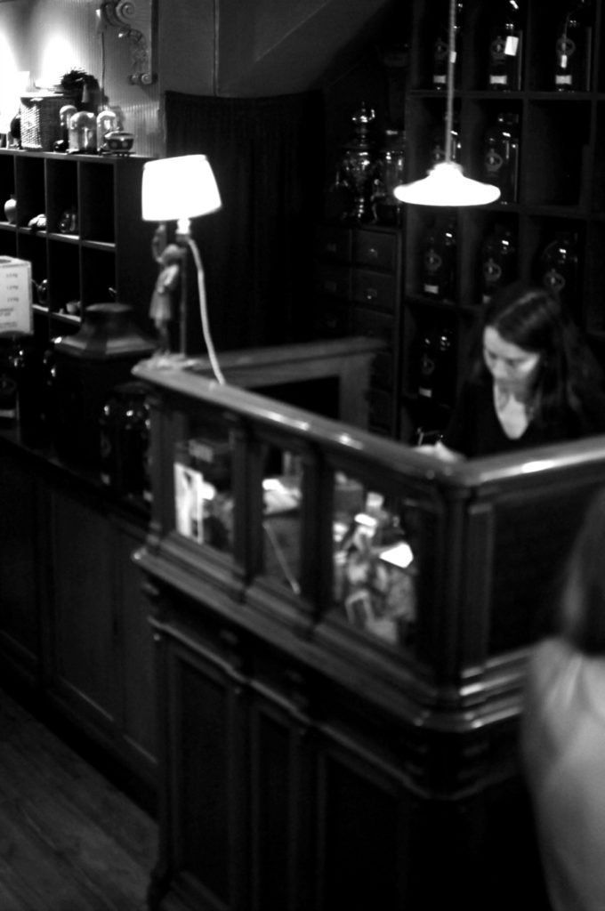 Lisbon’s Most Beautiful Tea Shop - frolic!